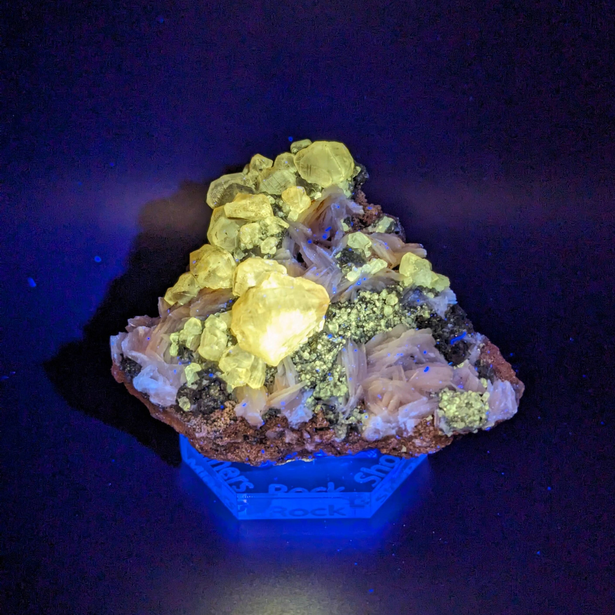 Miners Rock Shop | Arizona Rock Shop for Crystals, Minerals & Geodes ...